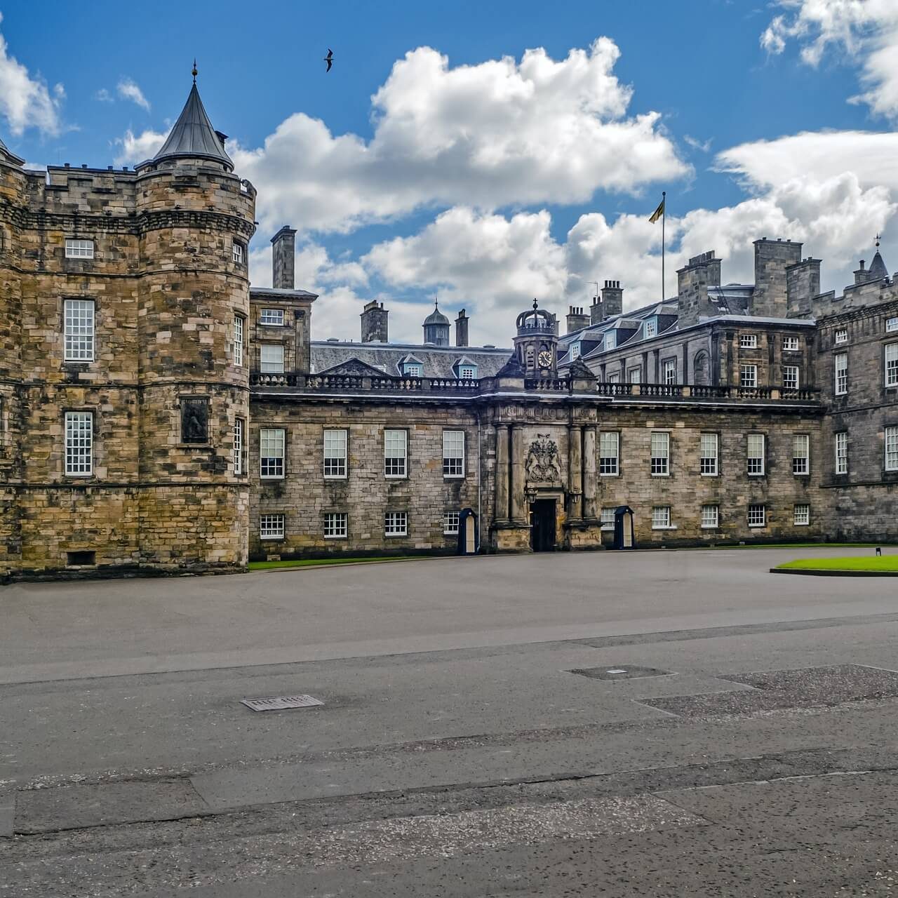 Mortonhall, Edinburgh - Meadowhead Caravan & Camping Parks